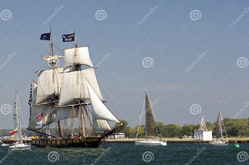 Tall Ships Challenge 2010 - US Brig Niagara Editorial Photo - Image of ...