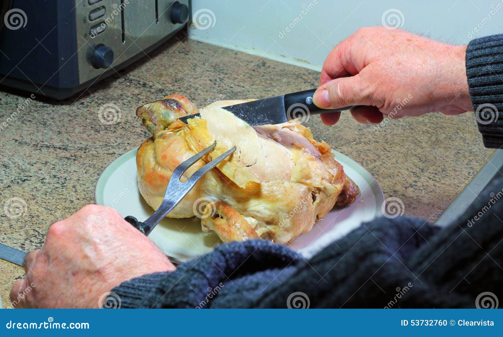 Talla De Un Pollo De Carne Asada Foto de archivo - Imagen de plato ...