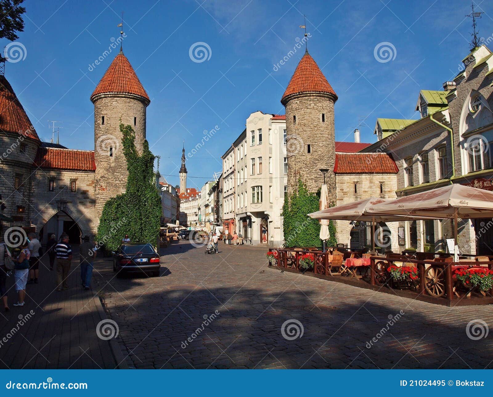 City Gates In Greek Style At The Kings Square In Munchen Editorial ...