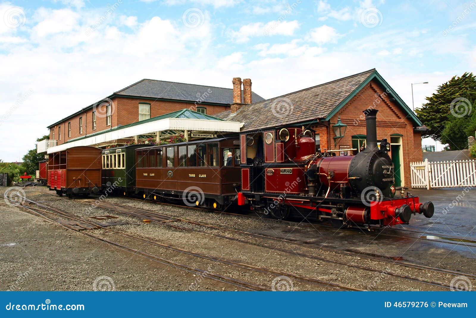 Talylln Railway - Red Steam Train at Tywyn Station, Wales UK Editorial ...