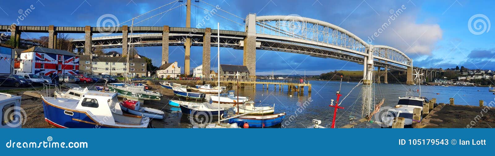 Tamar Bridge in Saltash Cornwall Editorial Stock Photo - Image of poles ...