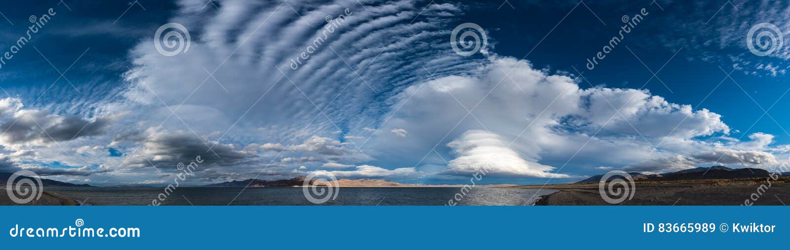 Tamarack Bay Pyramid Lake Nevada Stock Image - Image of high, shoreline ...