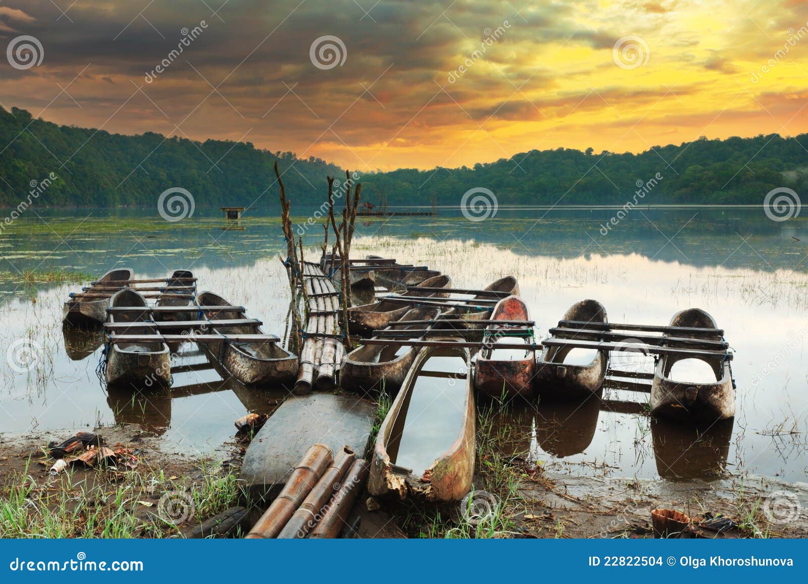 Tamblingan lake stock photo. Image of bali, scenic, sunrise - 22822504