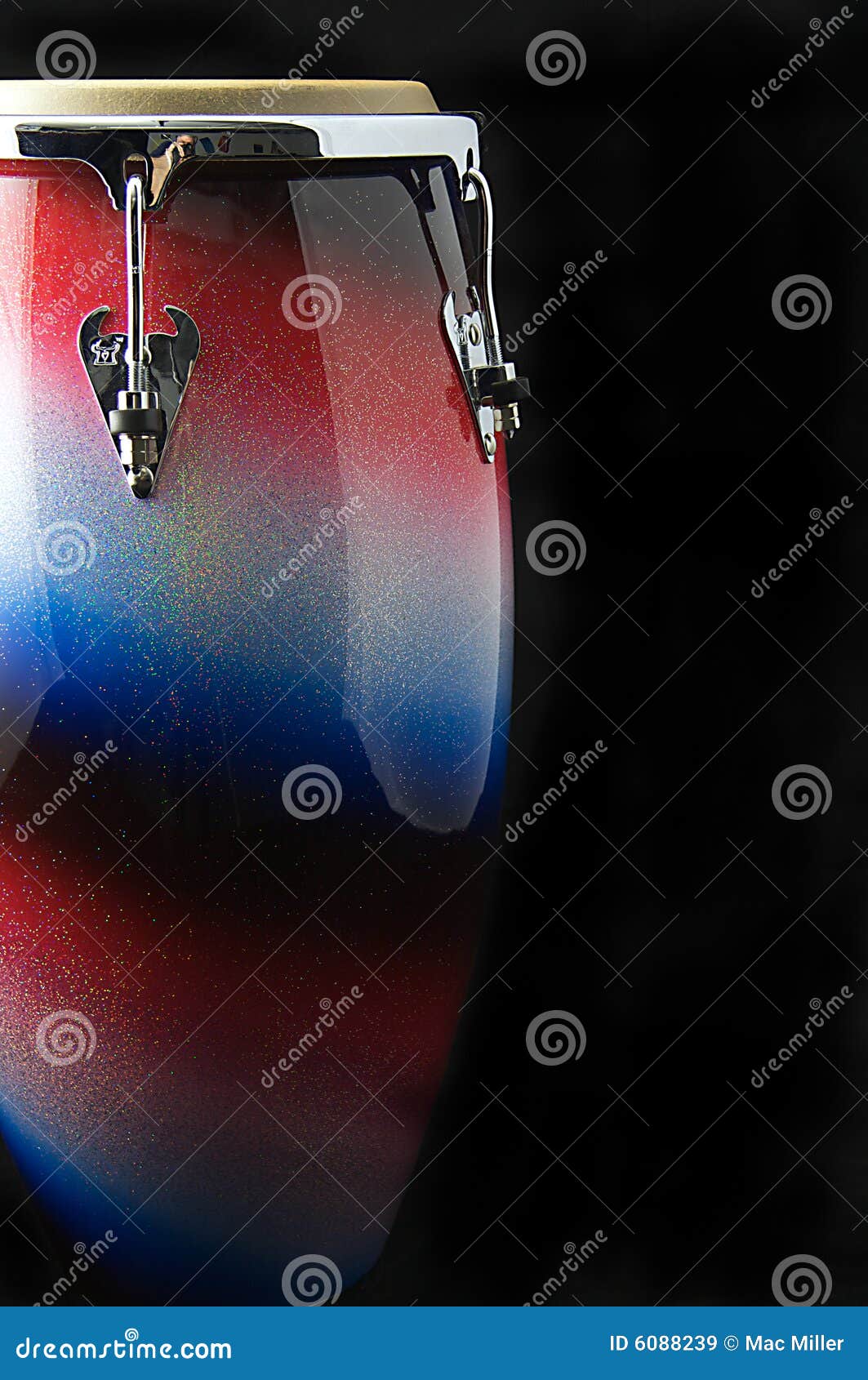 Tambor Blanco Y Azul Rojo Del Conga Imagen de archivo - Imagen de ...