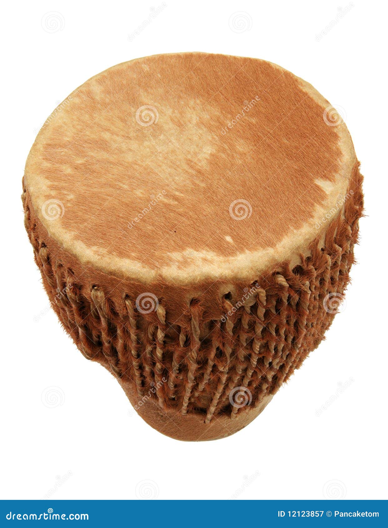 Tambour africain de peau image stock. Image du tambour - 12123857