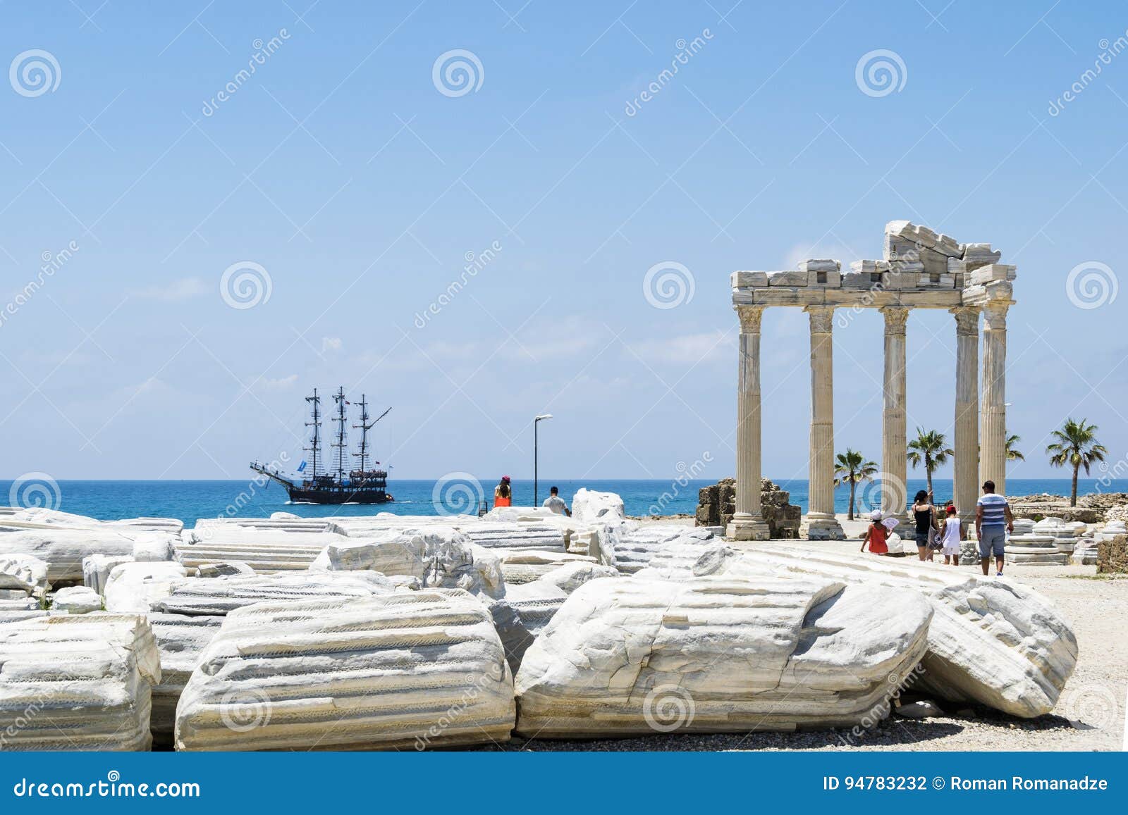 Tample of Apollon in Side editorial photography. Image of white - 94783232