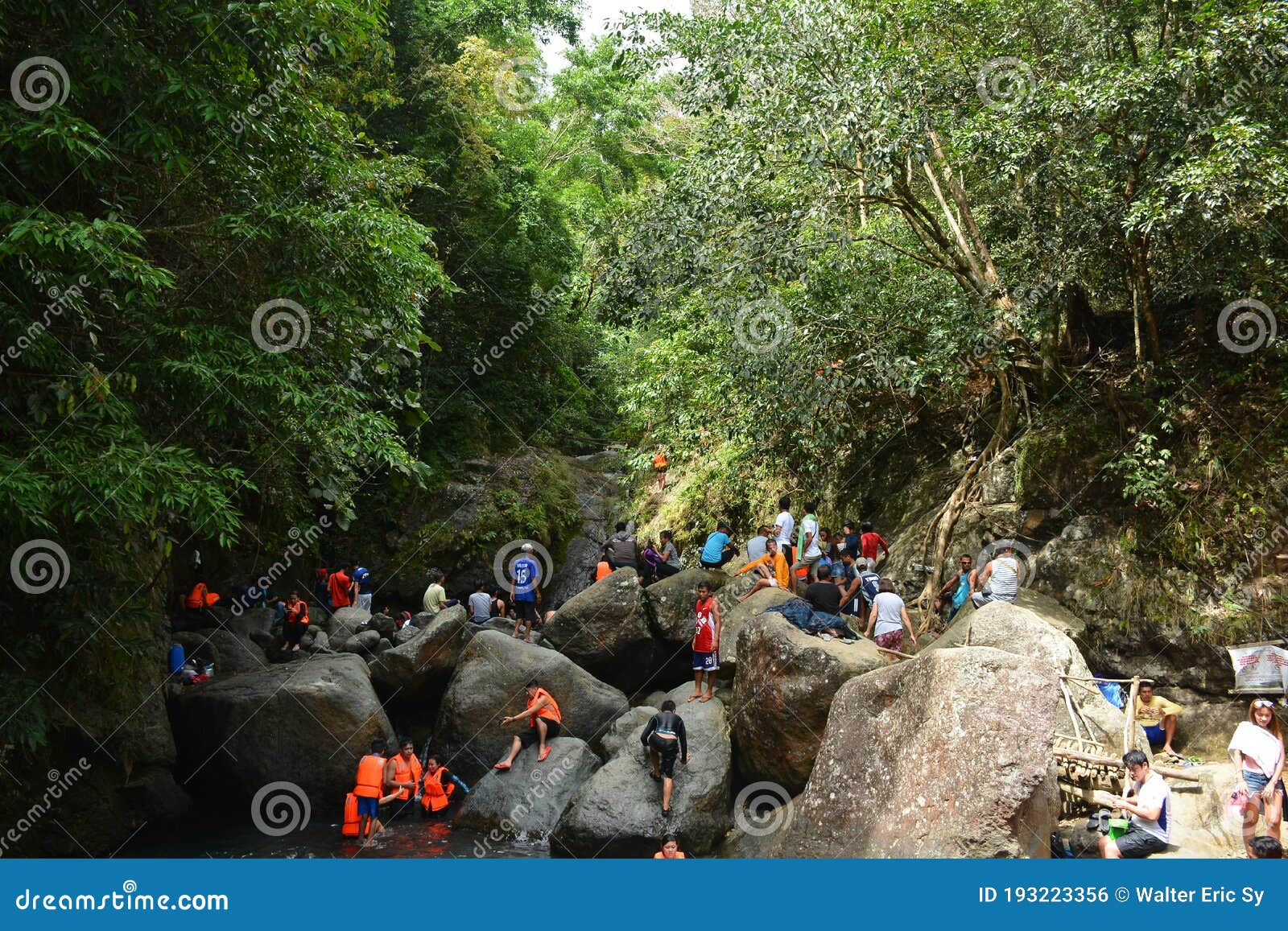 Tanawan Waterfalls in Aurora, Philippines Editorial Photo - Image of ...