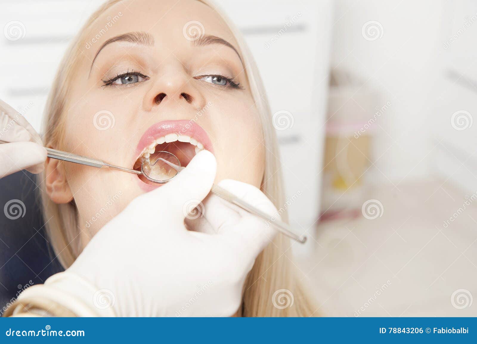 Tandarts stock foto. Image of tand, zorg, mannetje, tandarts - 78843206