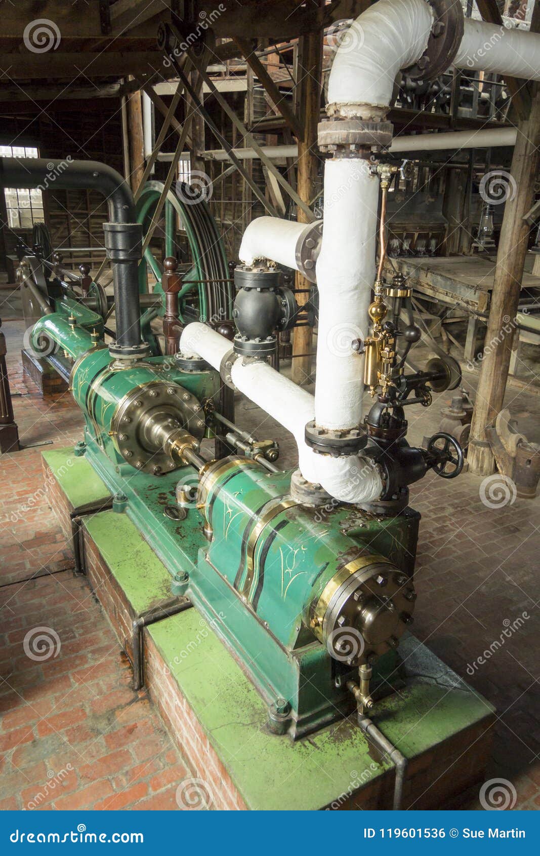 Tandem Compound Steam Engine Stock Photo - Image of compound ...