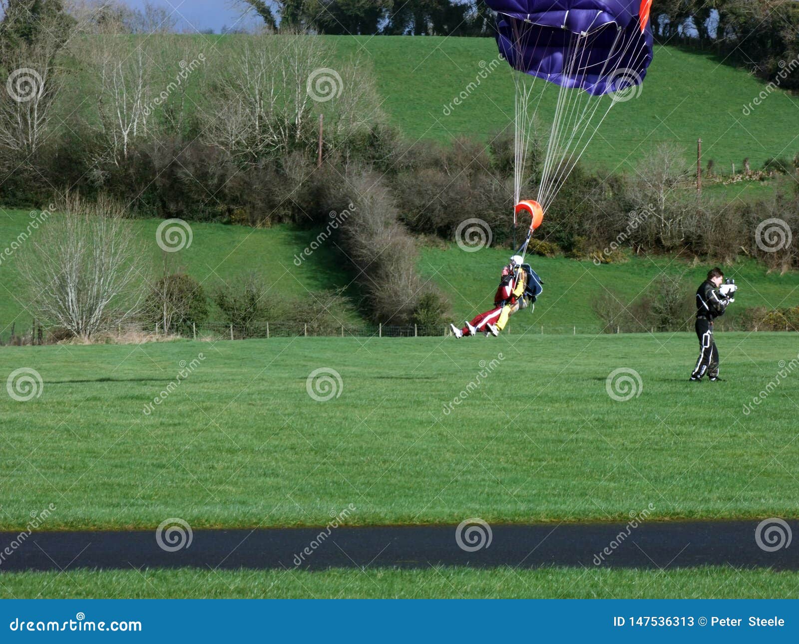Tandem Skydiving in Ireland Editorial Stock Photo - Image of ...