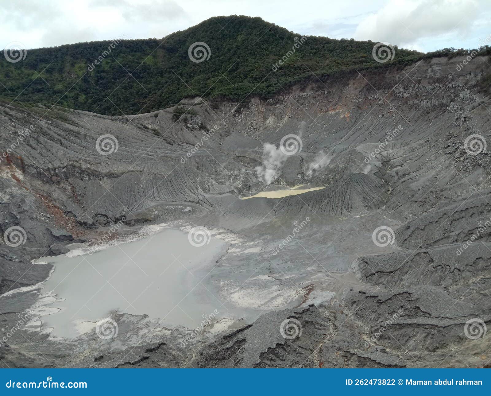 Tangkuban Parahu mountain stock photo. Image of reservoir - 262473822