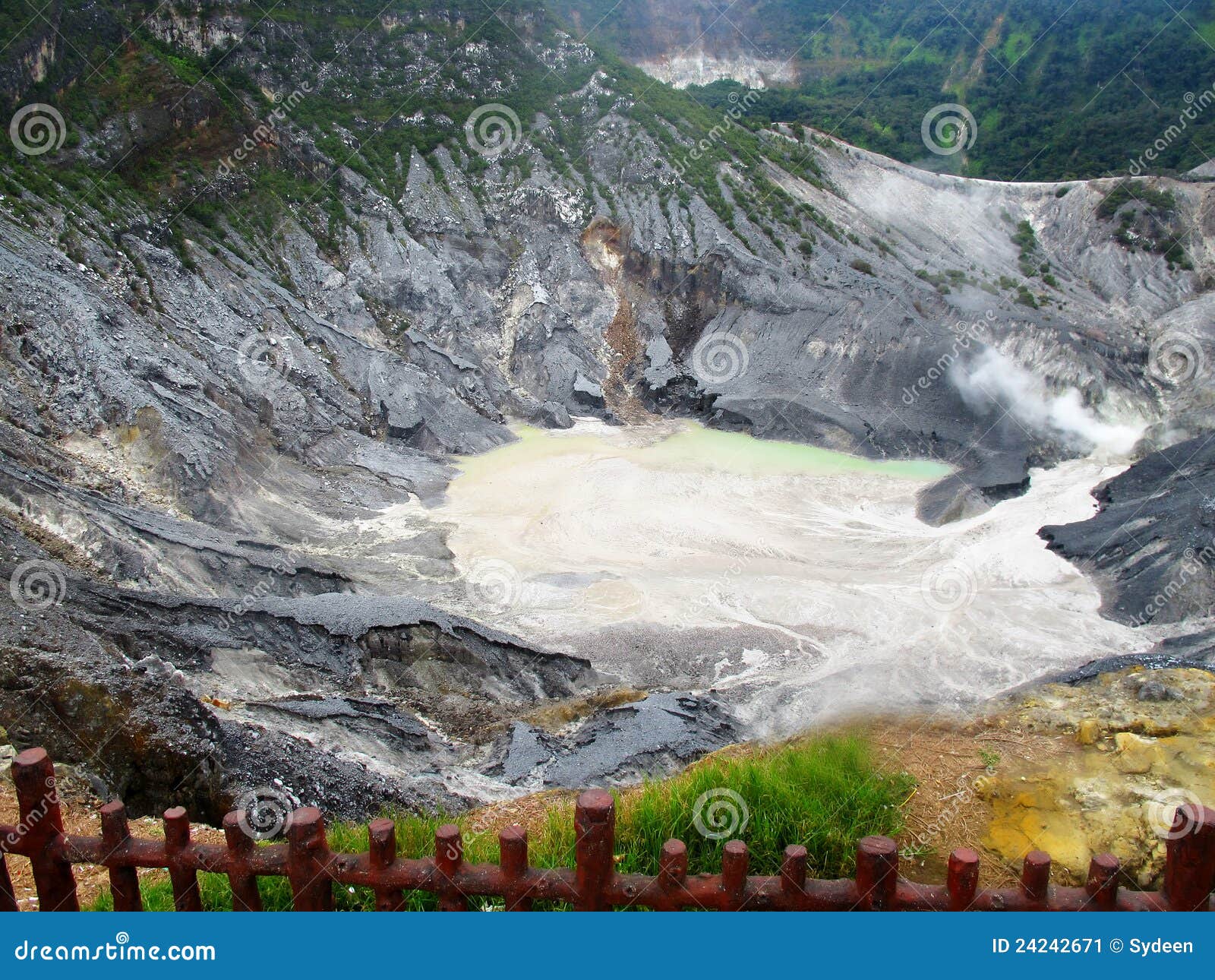 Tangkuban Perahu Volcano Crater Stock Photo | CartoonDealer.com #17721312