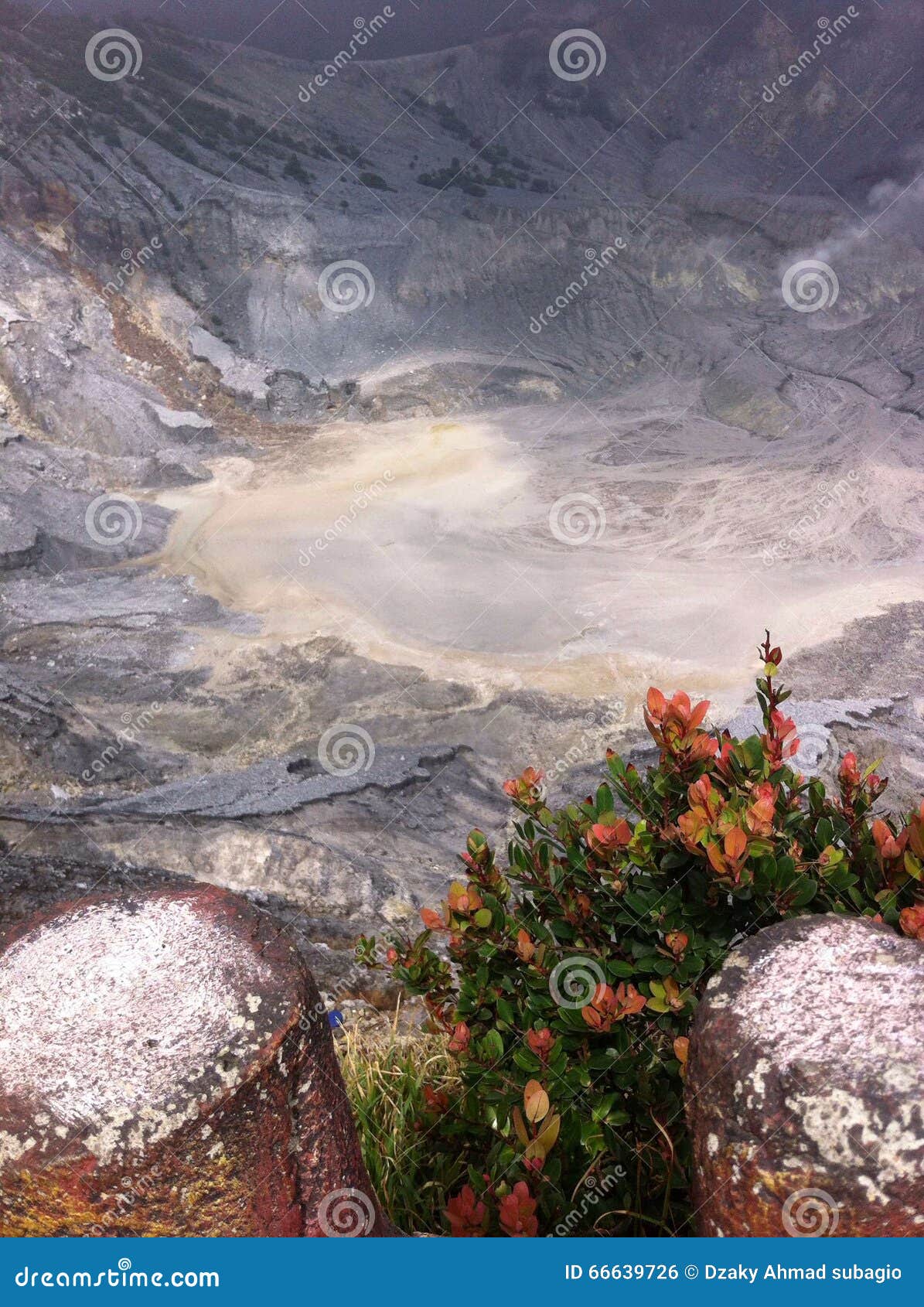 Tangkuban perahu mountain stock photo. Image of perahu - 66639726