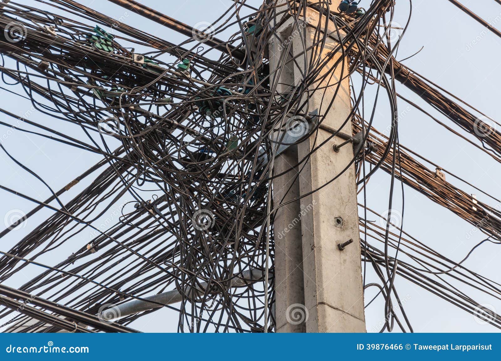 Tangle cable on pole stock photo. Image of energy, technology - 39876466