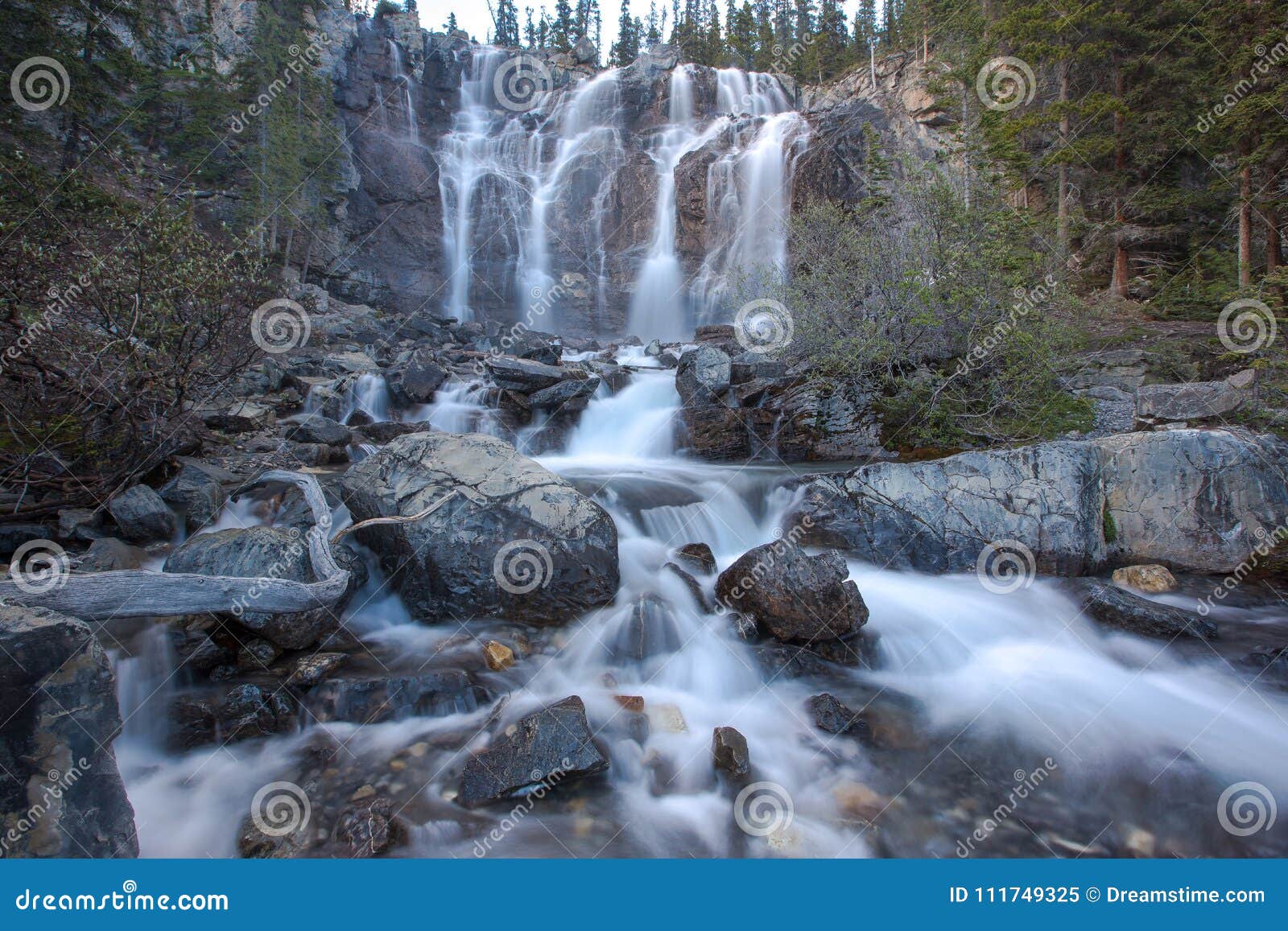 Tangle Falls Upper stock image. Image of alpine, park - 111749325