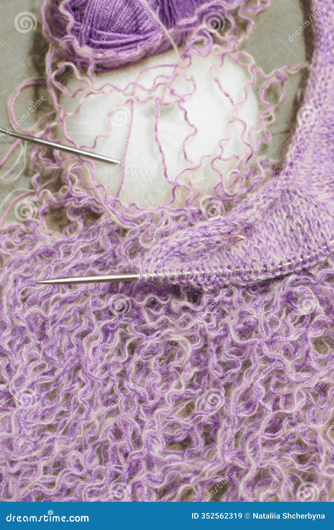 Yarn Background Stock Image | CartoonDealer.com #22069921