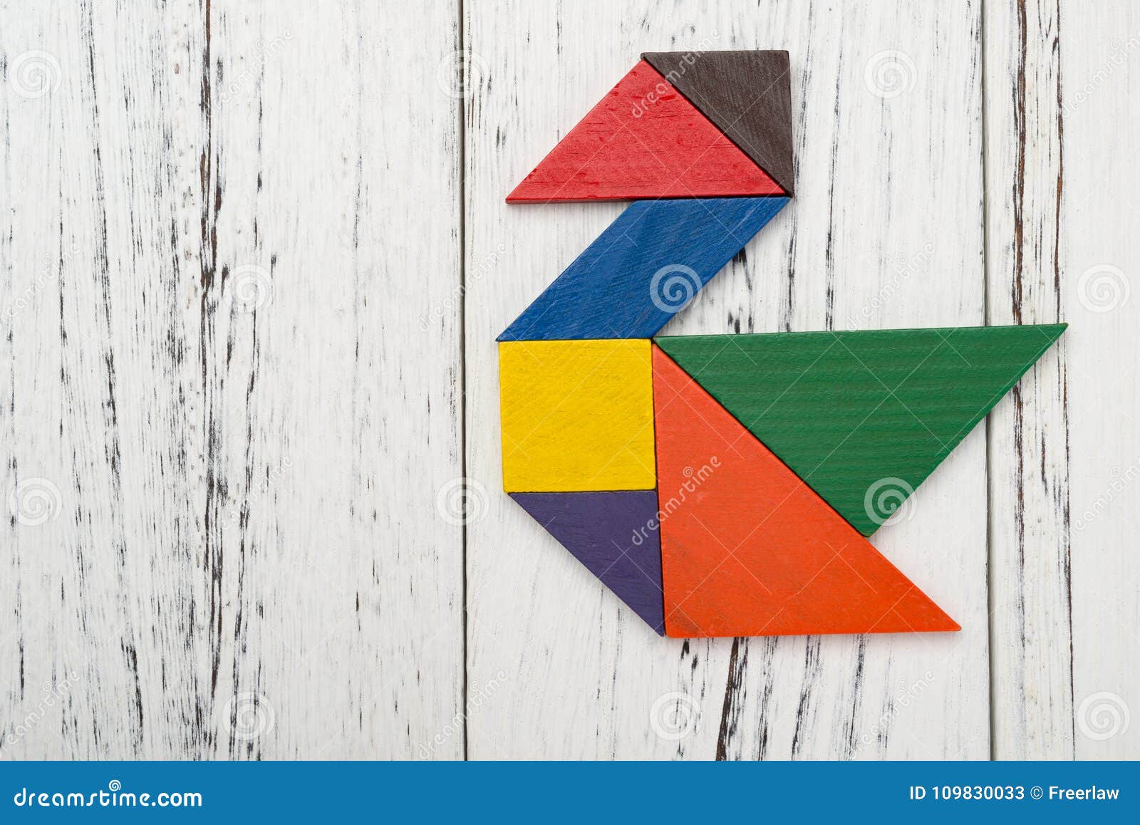 Tangram De Madeira Dado Forma Como Uma Cisne Imagem de Stock - Imagem ...
