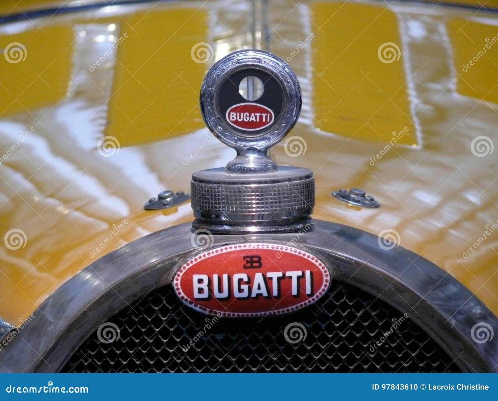 Tank Cap of an Old Bugatti Type 45. Editorial Image - Image of wheel ...