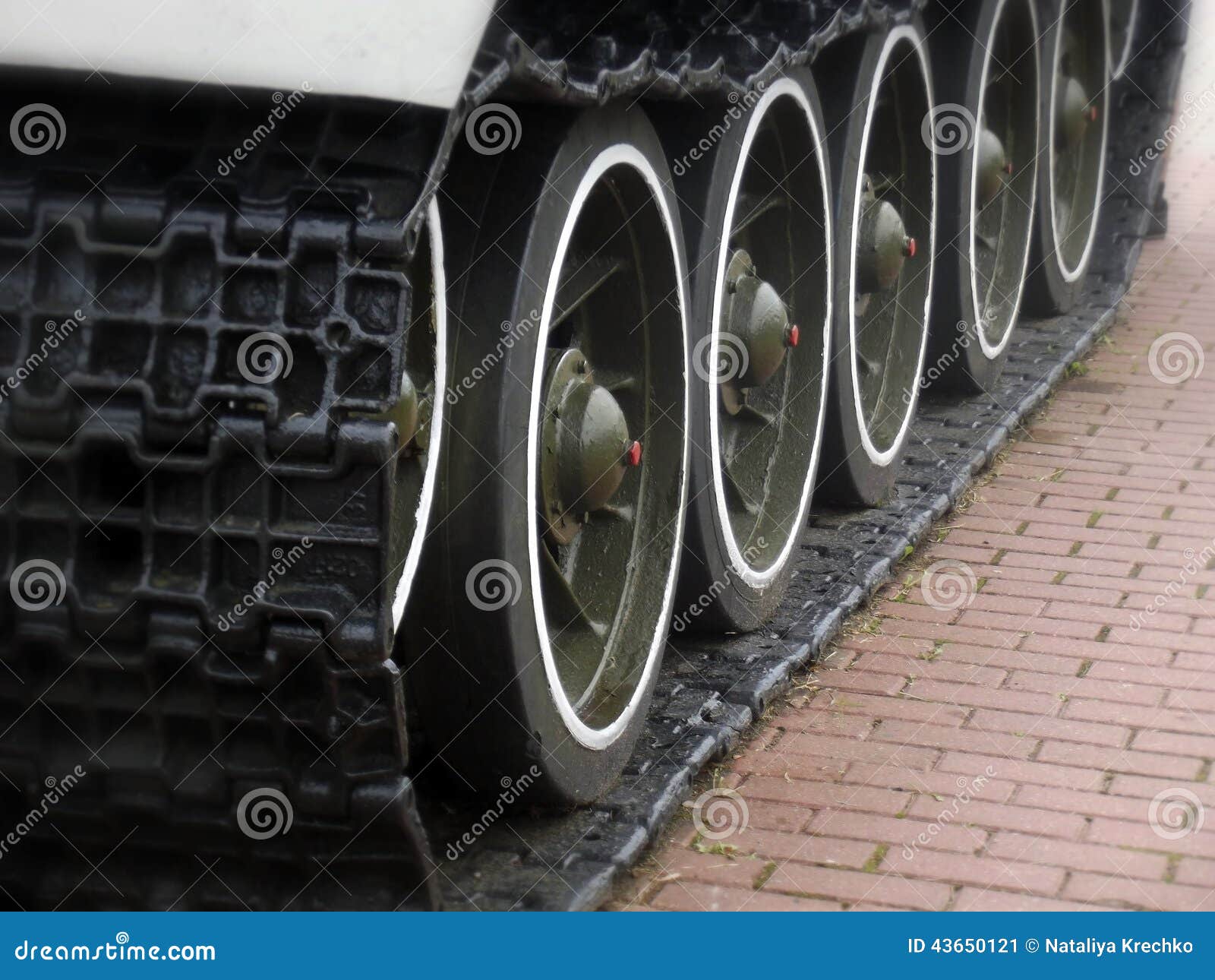 Tank Caterpillar Tread stock image. Image of camouflage - 43650121