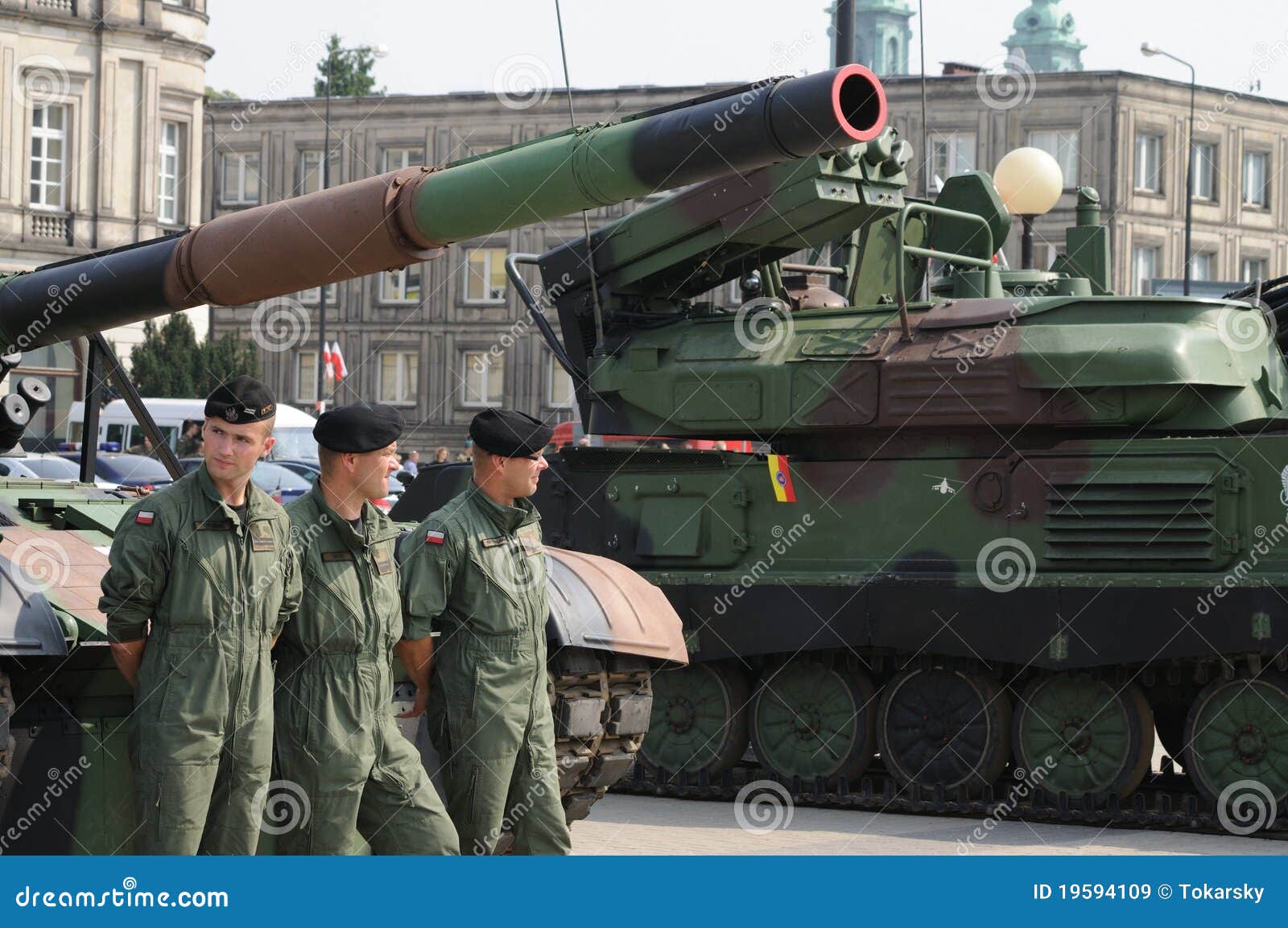 TANK CREW editorial stock image. Image of city, combat - 19594109