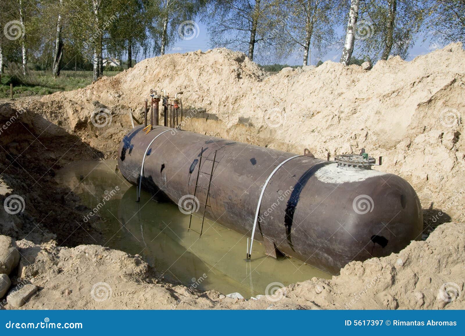 5,188 Ground Tank Stock Photos - Free & Royalty-Free Stock Photos from ...