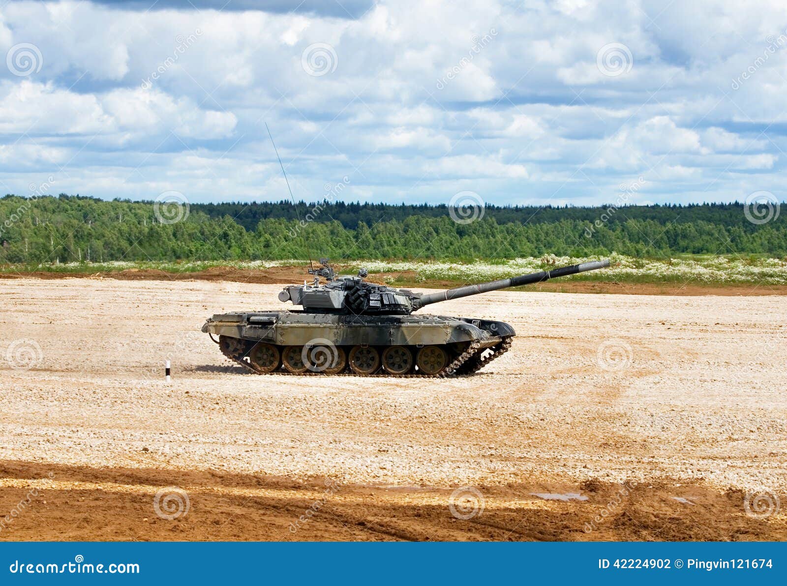 Tank on a march stock photo. Image of shoot, shell, rough - 42224902