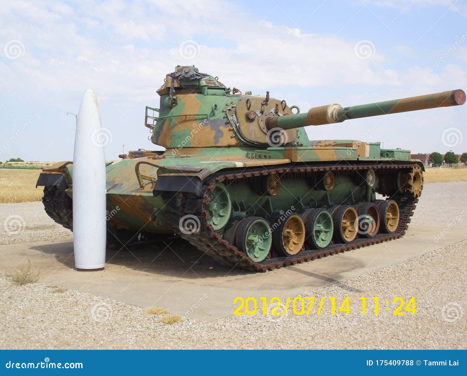 Tank statue in Kansas stock photo. Image of kansas, green - 175409788