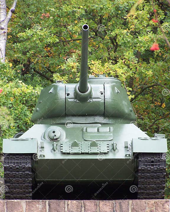 Tank t34 stock image. Image of shoot, cannon, armoring - 1373055