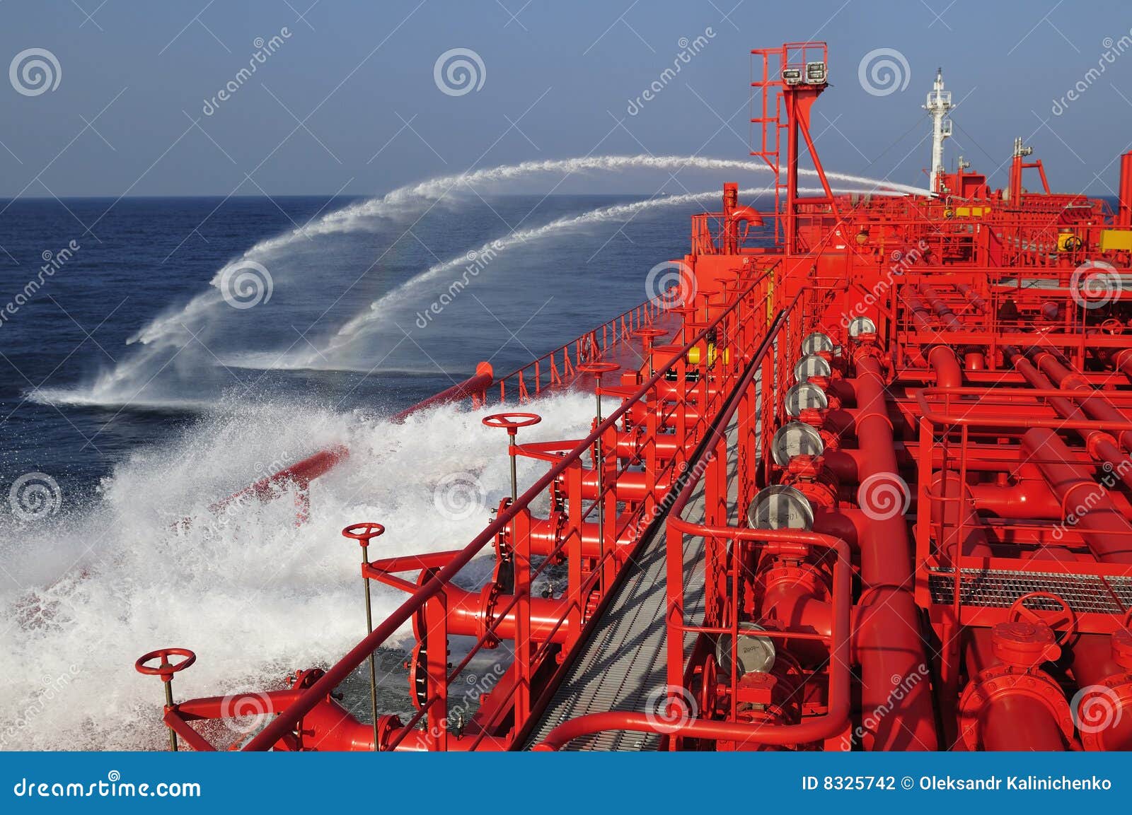 Tanker Crude Oil Carrier Ship Stock Photo - Image of boat, containment ...