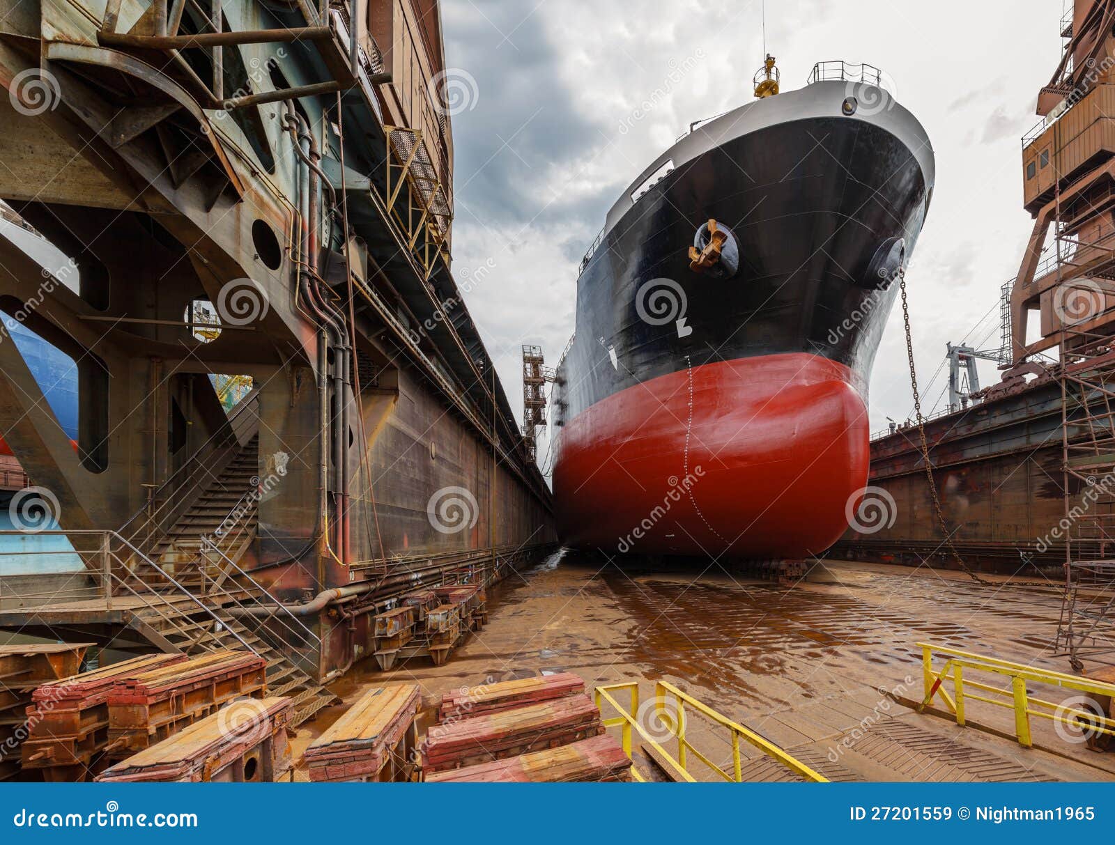 Tanker in dry dock stock image. Image of crane, anchor - 27201559