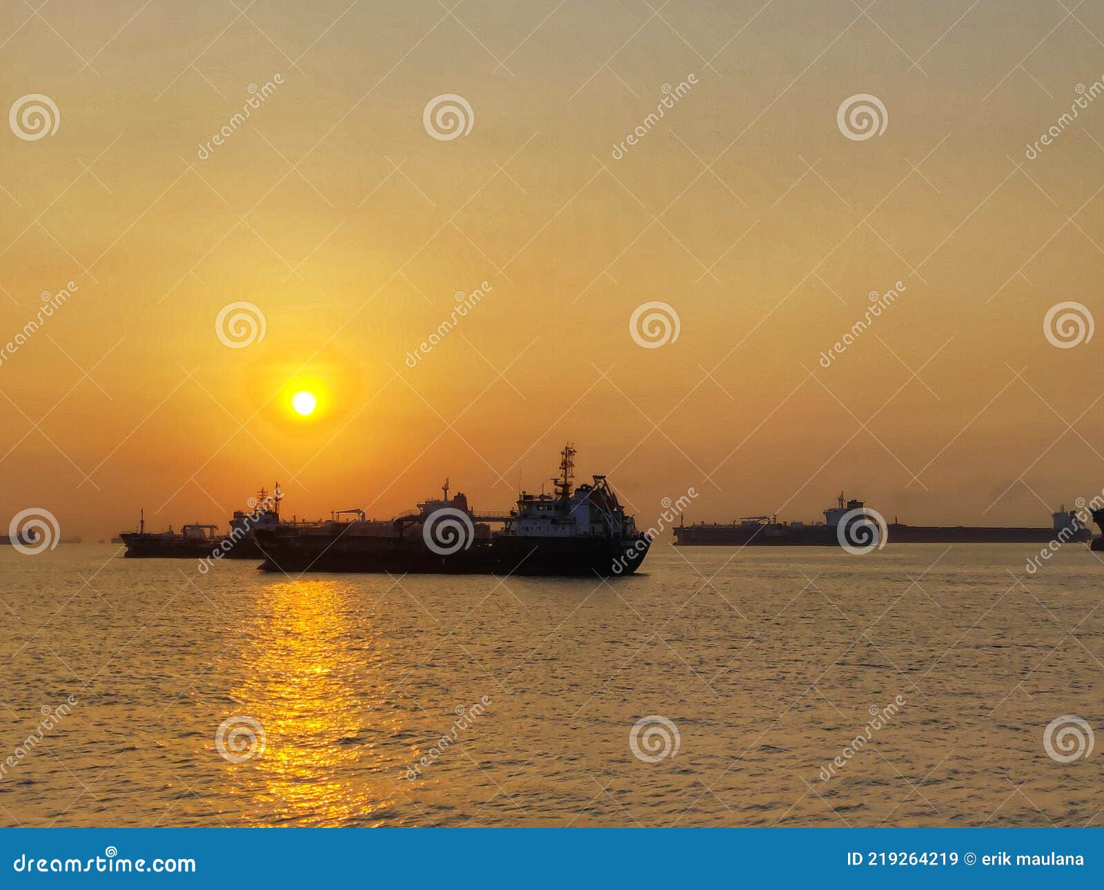 Tanker ship anchorage stock image. Image of coast, tanker - 219264219