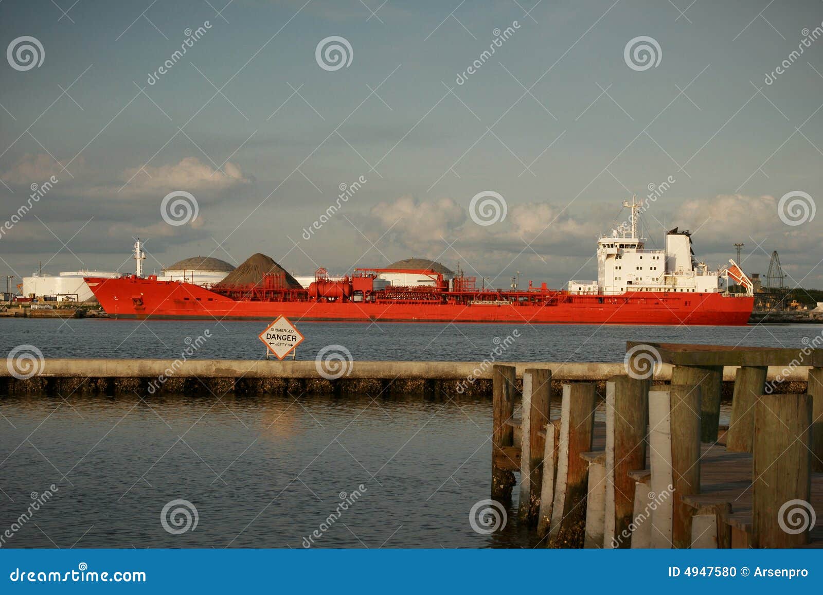 Tanker ship at dock stock photo. Image of tampa, nautical - 4947580