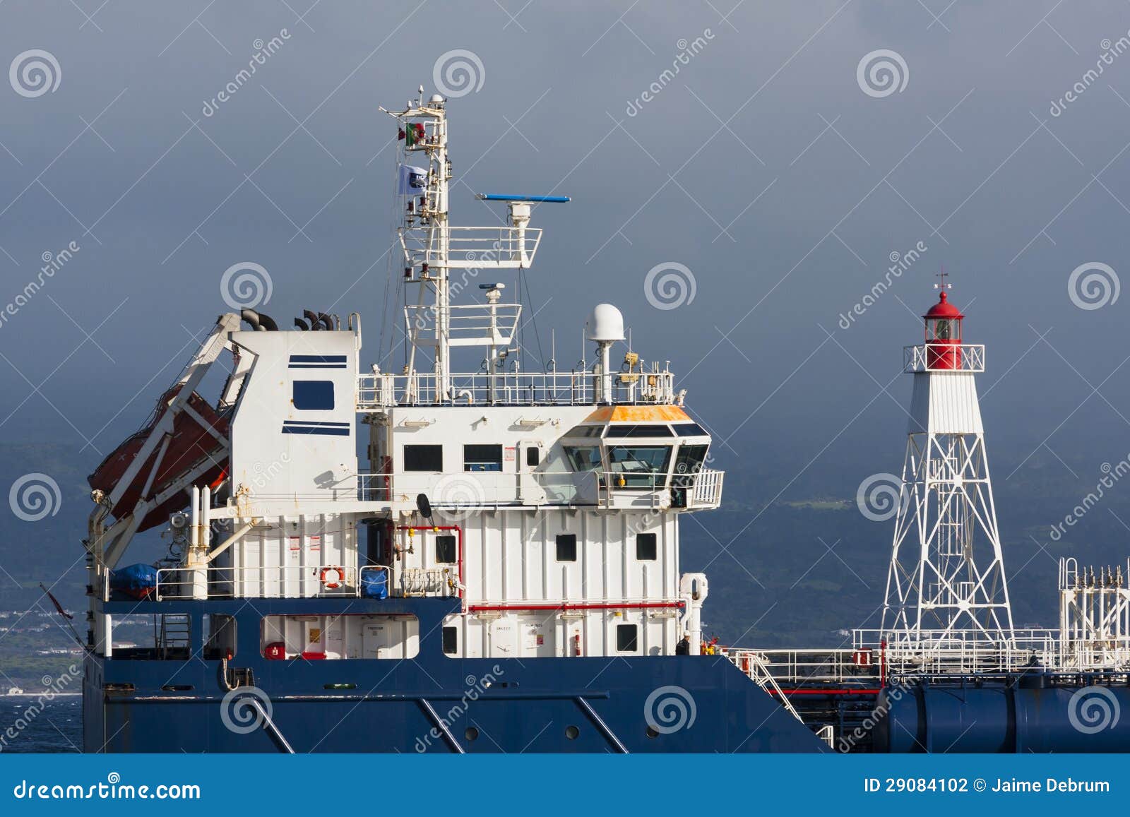 Tanker Ship Entering Harbor Stock Photo - Image of business, bulk: 29084102