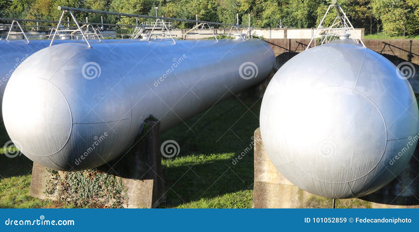 Tanks for the Storage of Natural Gas Stock Image - Image of technology ...