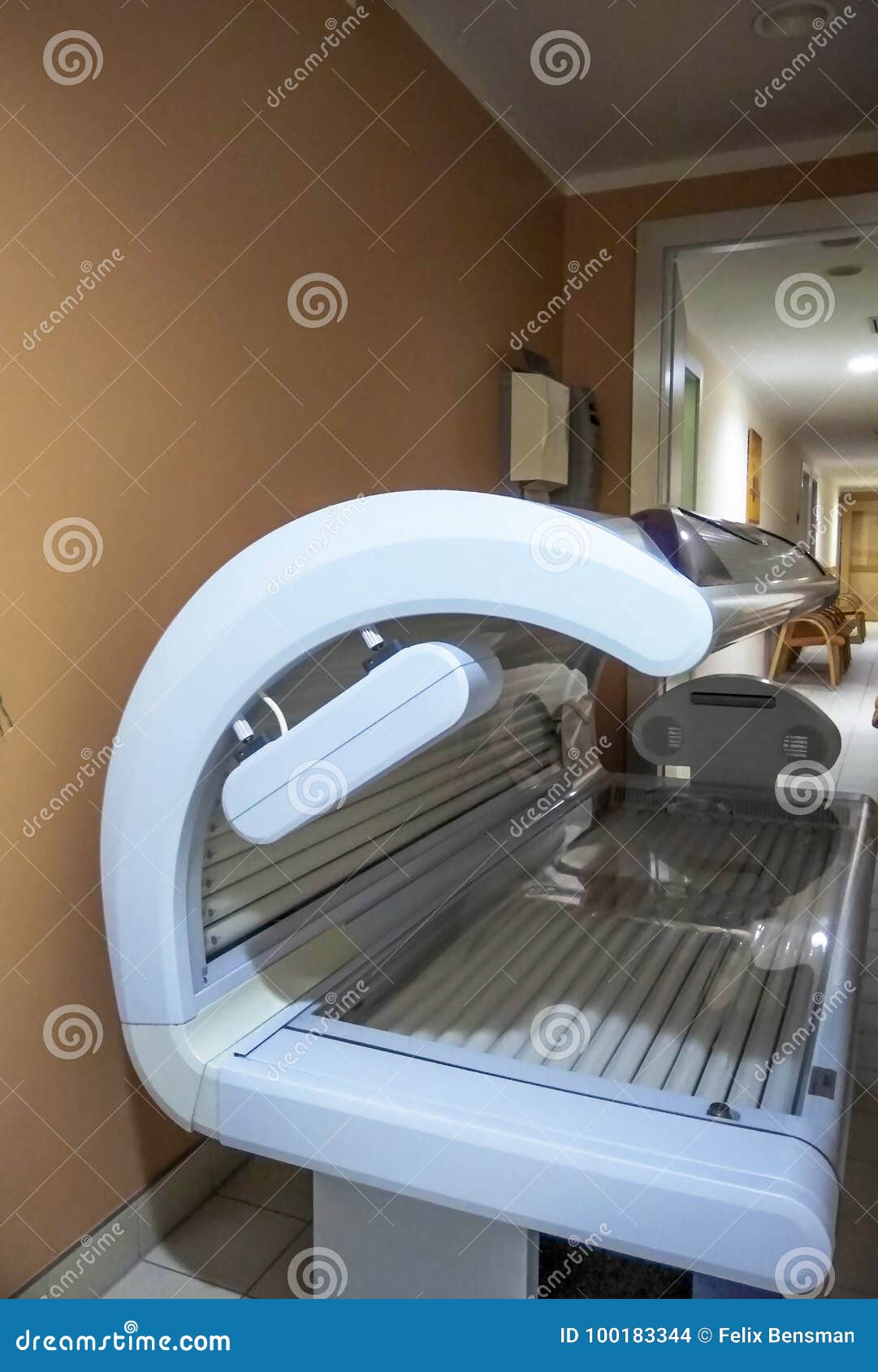 Tanning Solarium Light Machine Stock Photo - Image of beauty, equipment ...