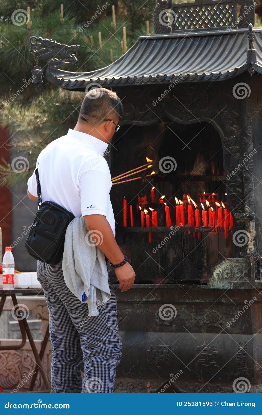 Taoist Temple Worship - China Editorial Stock Photo - Image of tibet ...