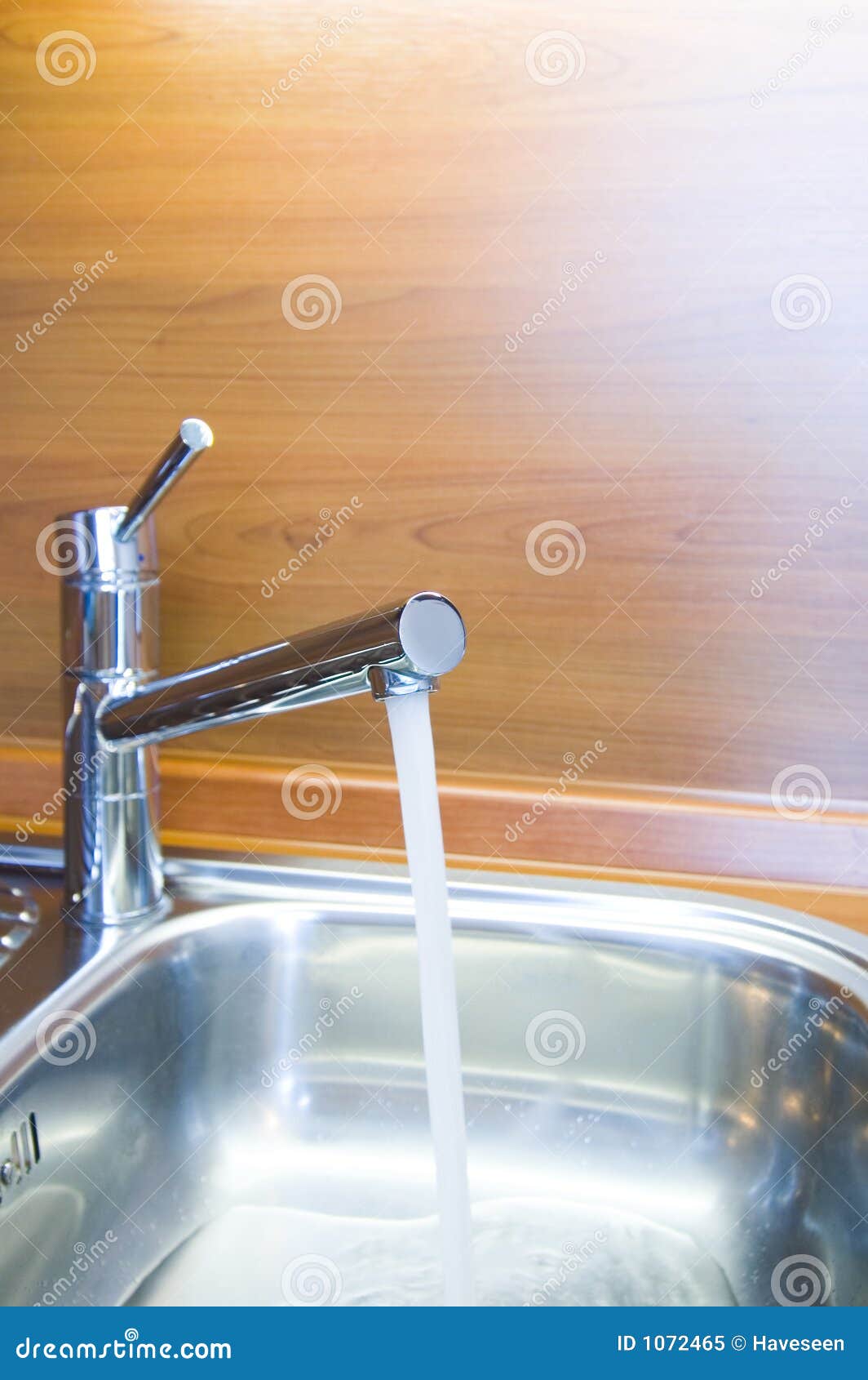 Tap in kitchen stock image. Image of saucepan, domestic - 1072465