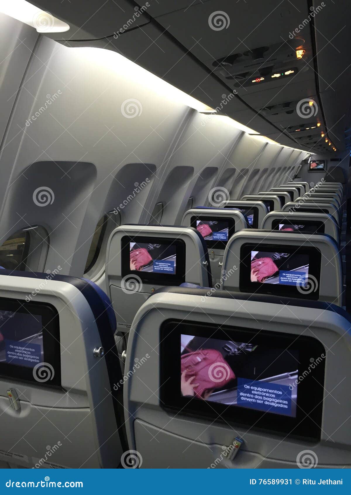 TAP Portugal Airline editorial photo. Image of journey - 76589931