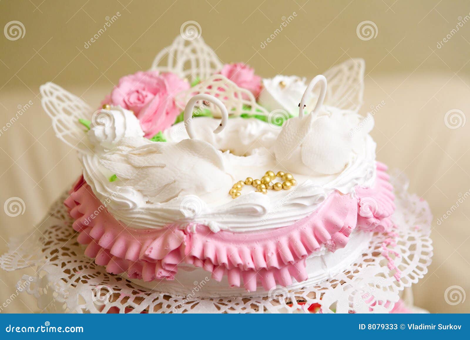 Tapa de la torta imagen de archivo. Imagen de caramelo - 8079333