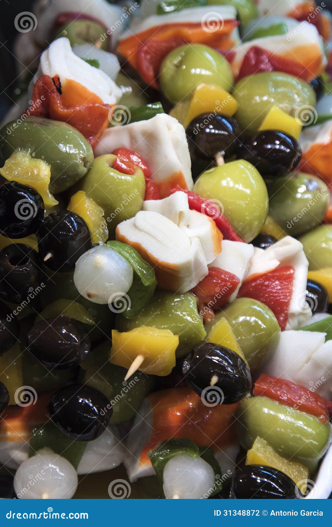 Tapas Bei San Miguel Market Stockfoto - Bild von tapas, olivgrün: 31348872