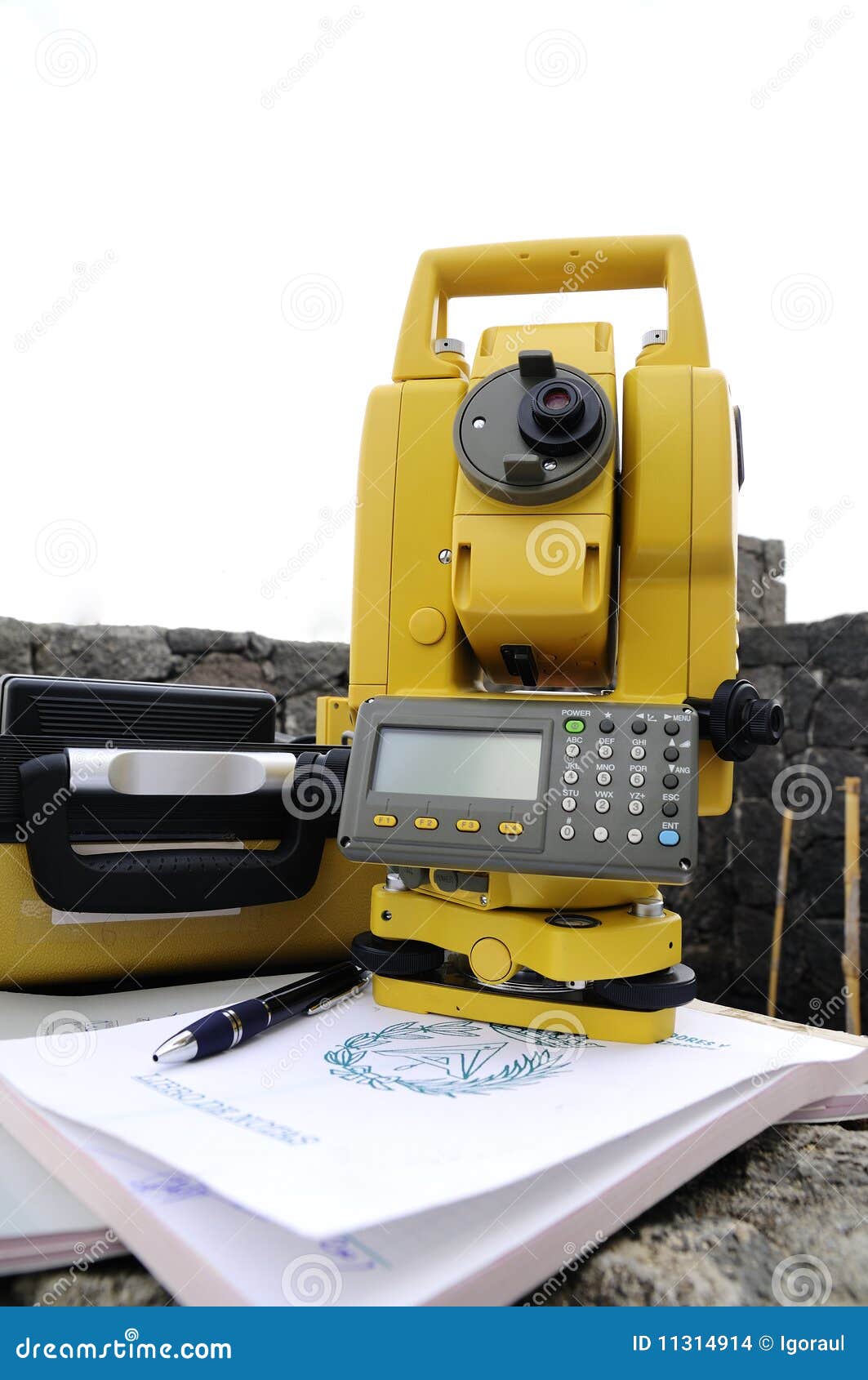 Taquimetro stock photo. Image of geologic, optics, tripod - 11314914