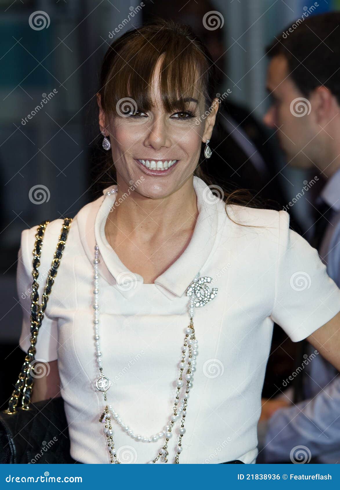 Tara Palmer-Tomkinson editorial photo. Image of odeon - 21838936