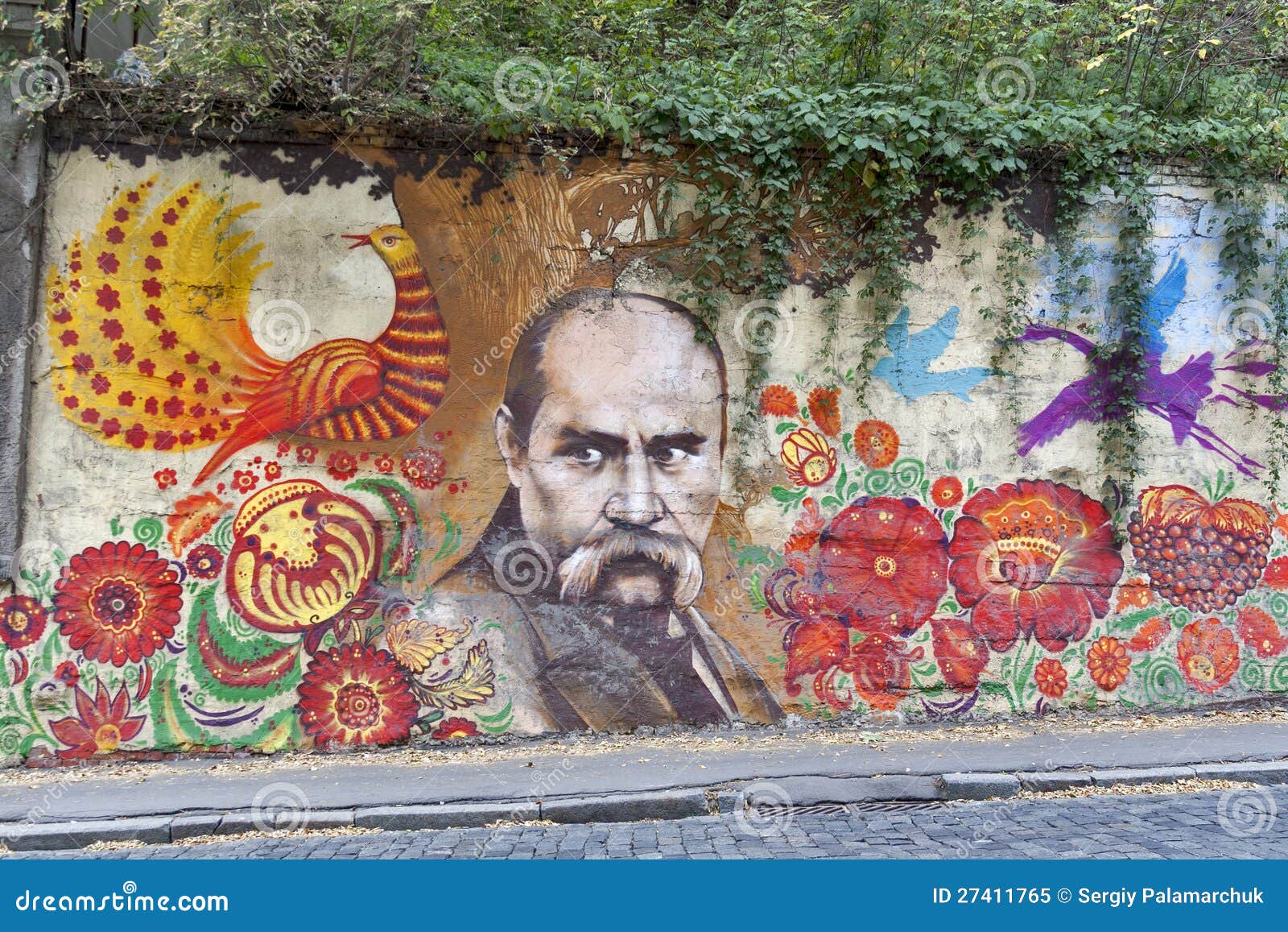 Taras Shevchenko Graffiti in Kharkov. Editorial Image - Image of flower ...