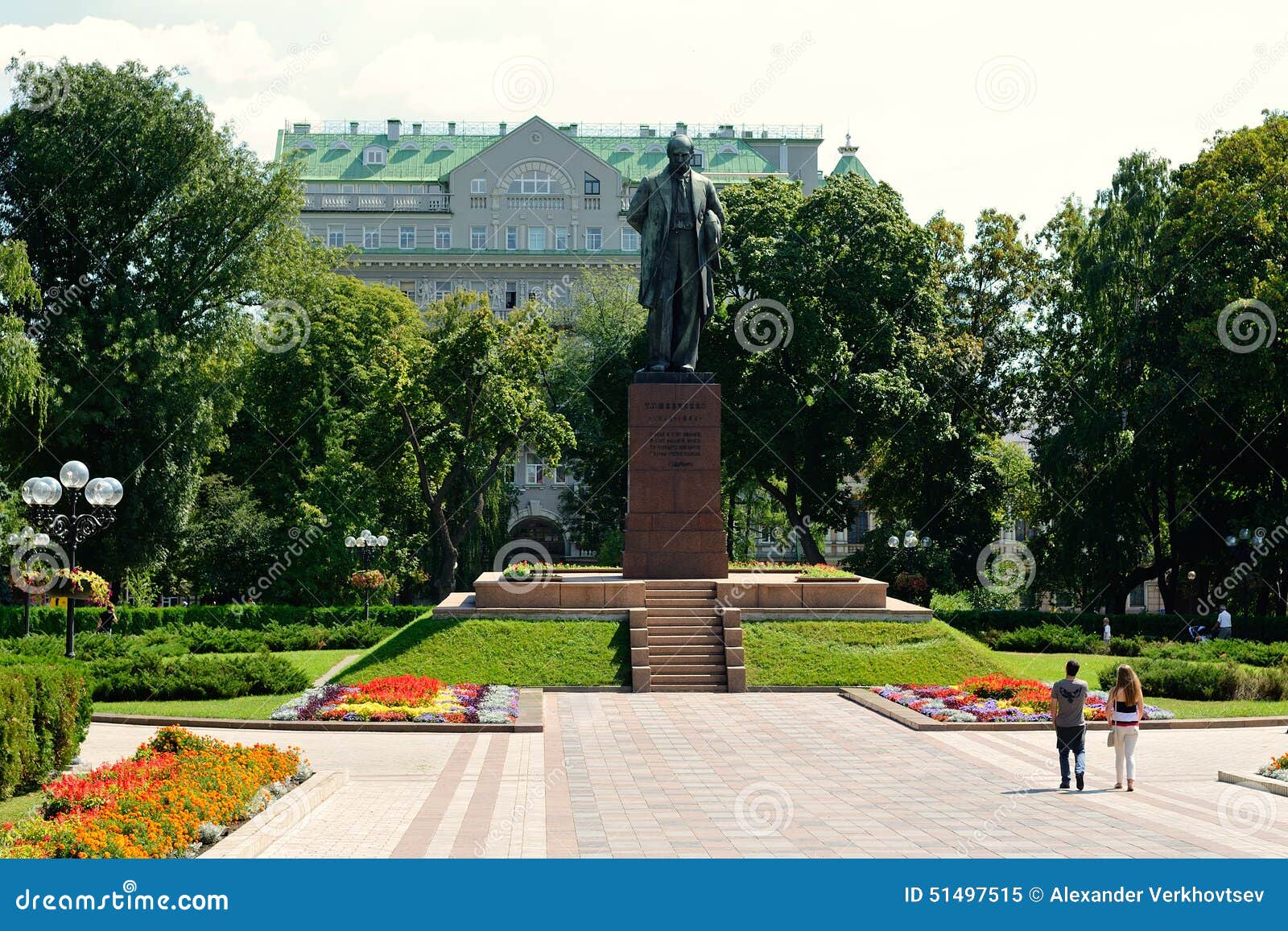 Taras Shevchenko Monument, Kiev Editorial Image - Image of cloud, poet ...