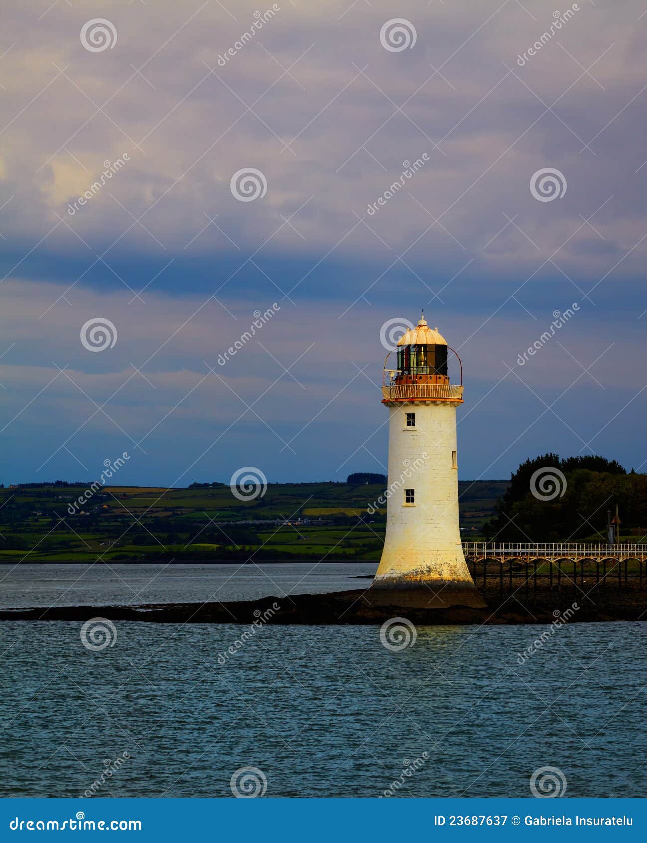 Tarbert Lighthouse stock image. Image of navigation, kerry - 23687637