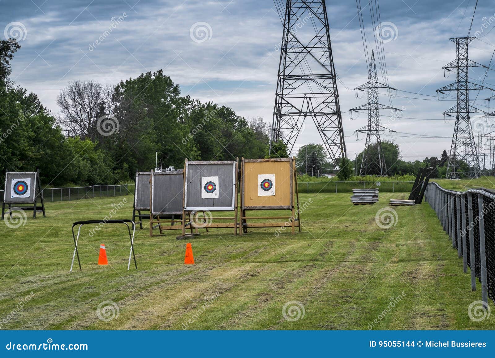 Target stock photo. Image of disc, shot, electrical, target - 95055144