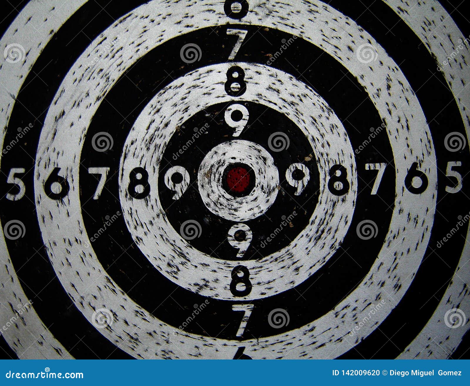 Target board stock photo. Image of bullseye, accuracy - 142009620