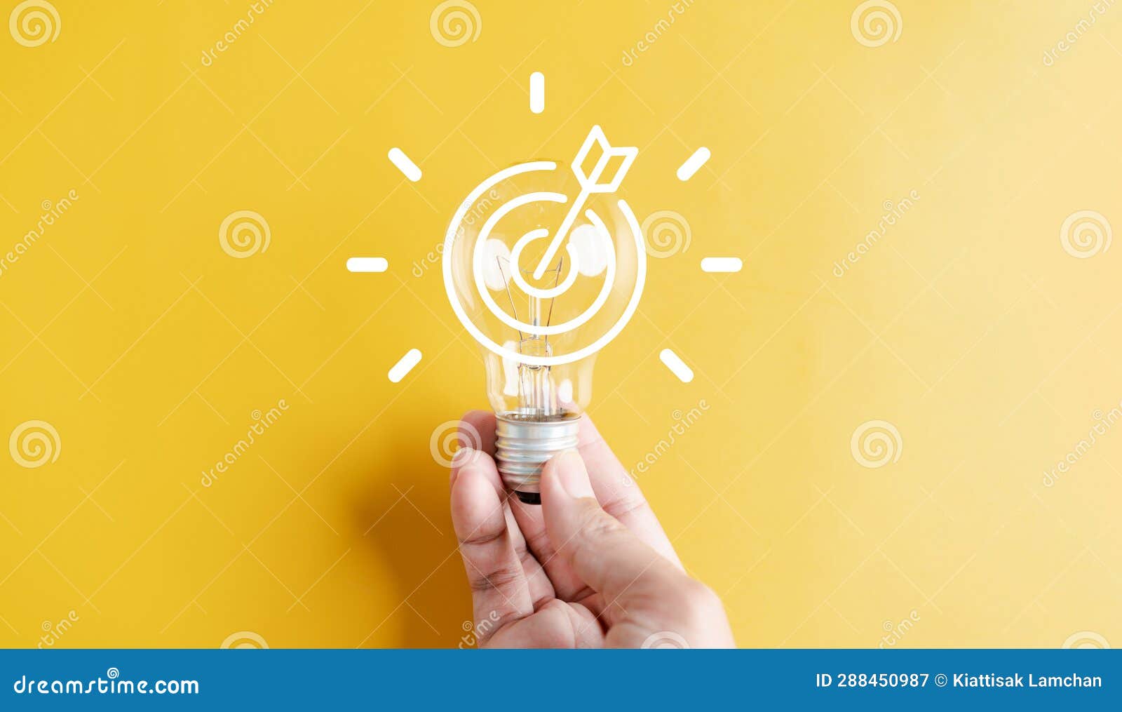 Target Objective with Idea Creative Light Bulb. Planning Development ...