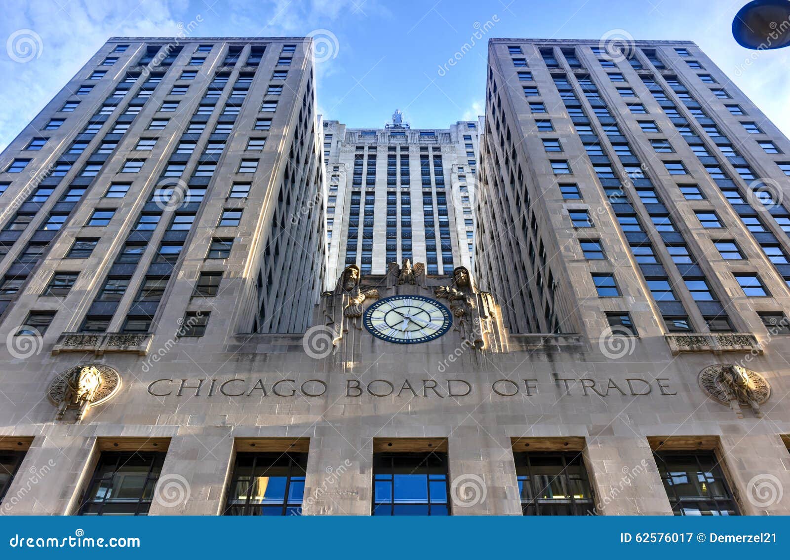 Tarjeta De Chicago Del Edificio Del Comercio Fotografía editorial ...