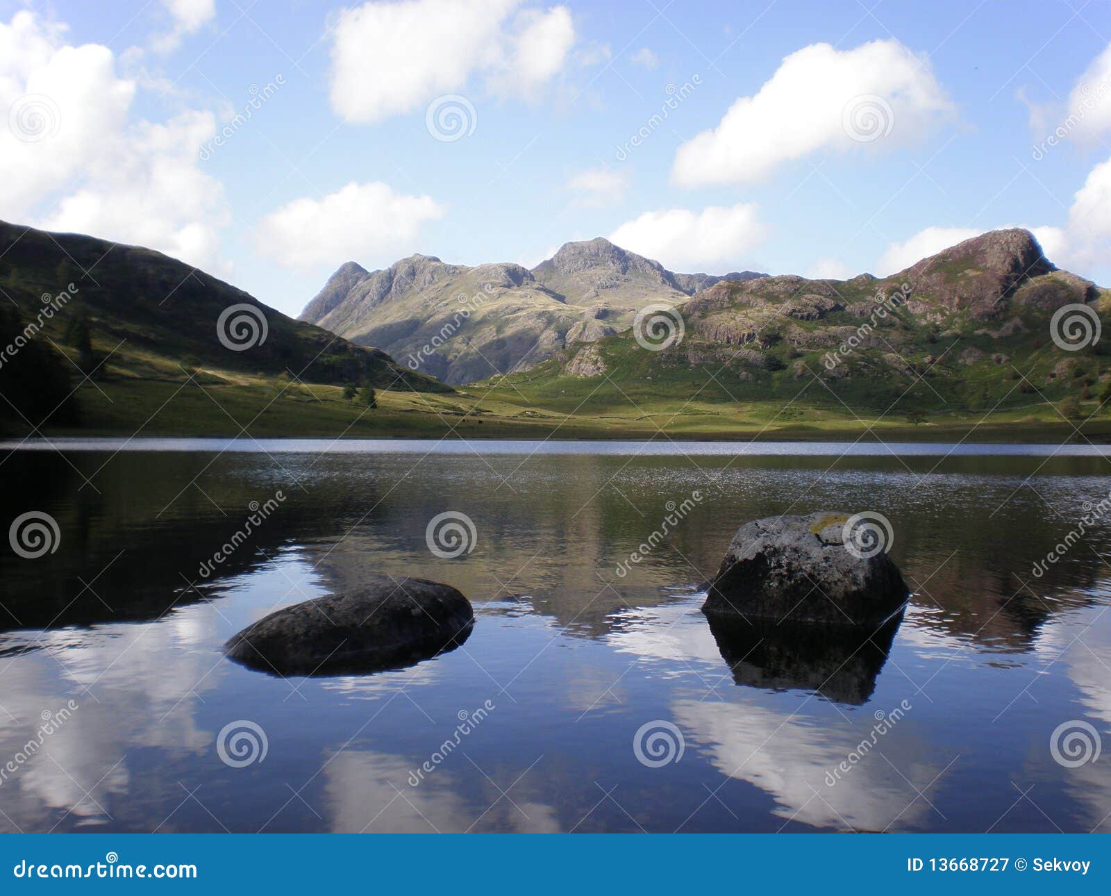 Tarn stock image. Image of tarn, lake, amazing, cumbria - 13668727